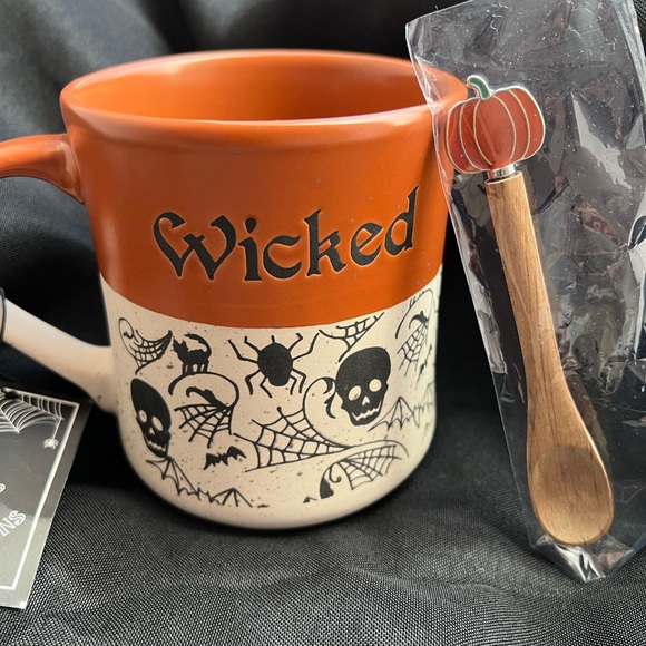 Kitchen | Cobwebs Cauldrons Wicked Oversized Java Mug With Wooden Spoon ...